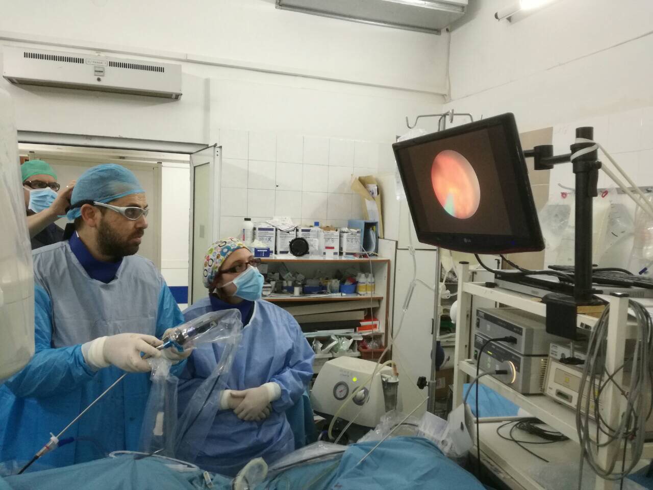 Μίνι Διαδερμική Νεφρολιθοτριψία | Δρ. Σφουγγαριστός - Ουρολόγος Ρόδος